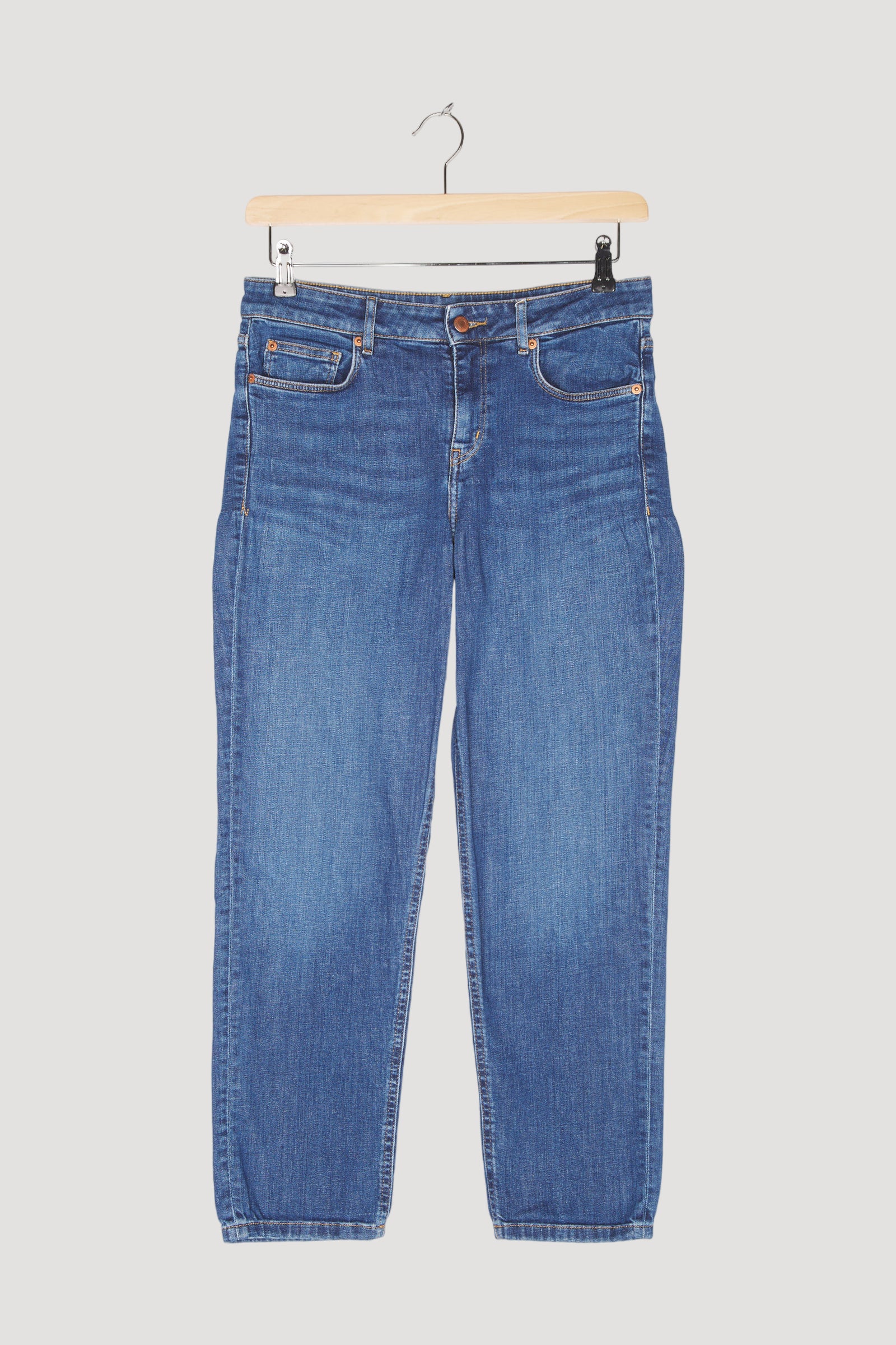 Secondhand Jeans Lea Slim Fit aus Bio-Denim – hessnatur Secondhand